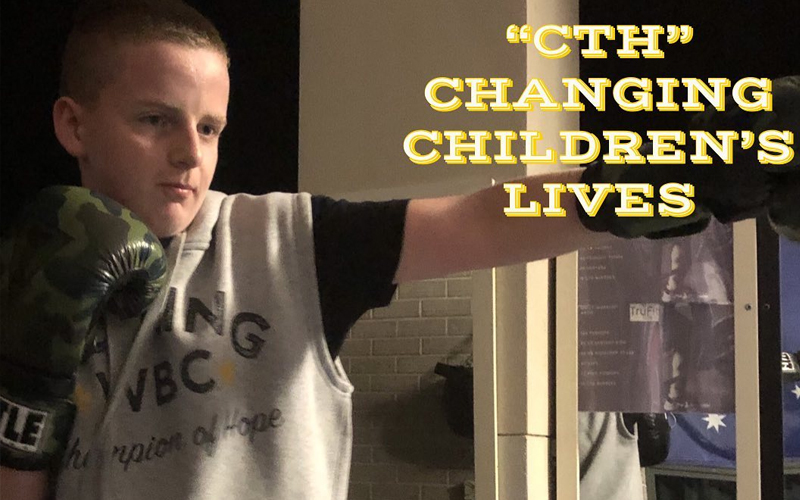 Charlie “The Hammer” Hall continúa trabajando por un mundo mejor ...