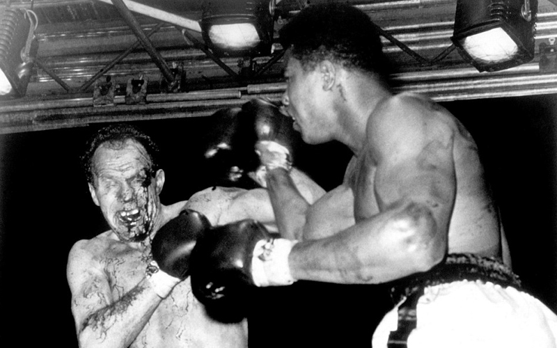 On this day in history, Ali defeats Henry Cooper for the second time ...